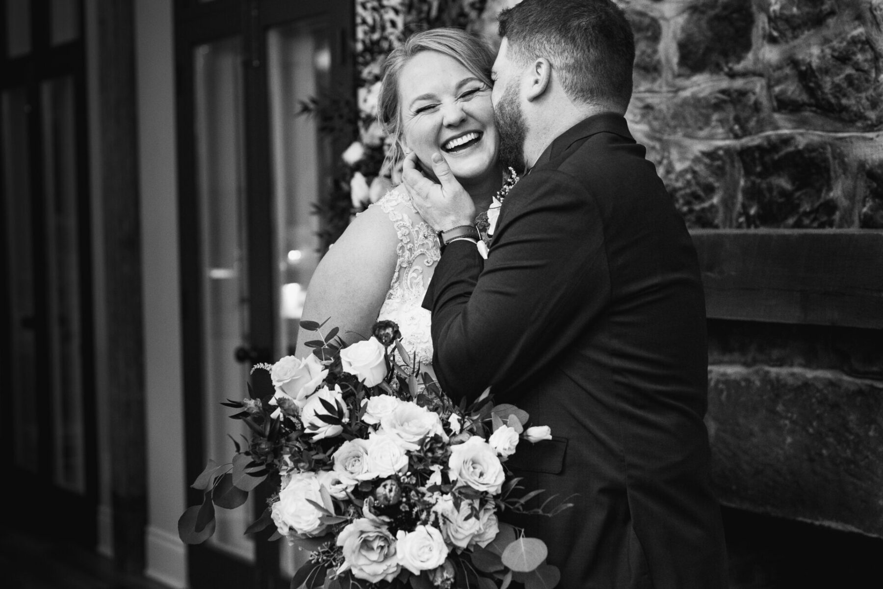 Oshawa Wedding Photographer - Chelsey Cunningham