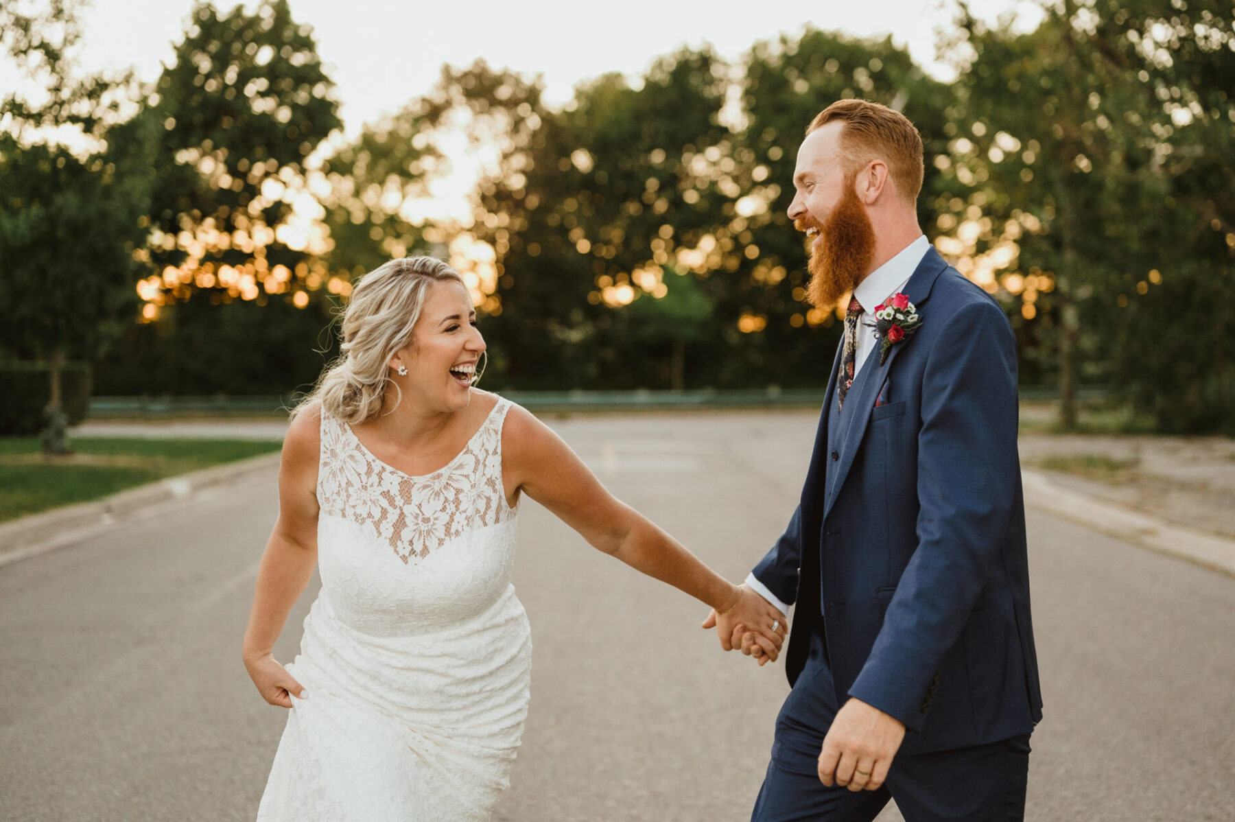 Oshawa Wedding Photographer - Chelsey Cunningham