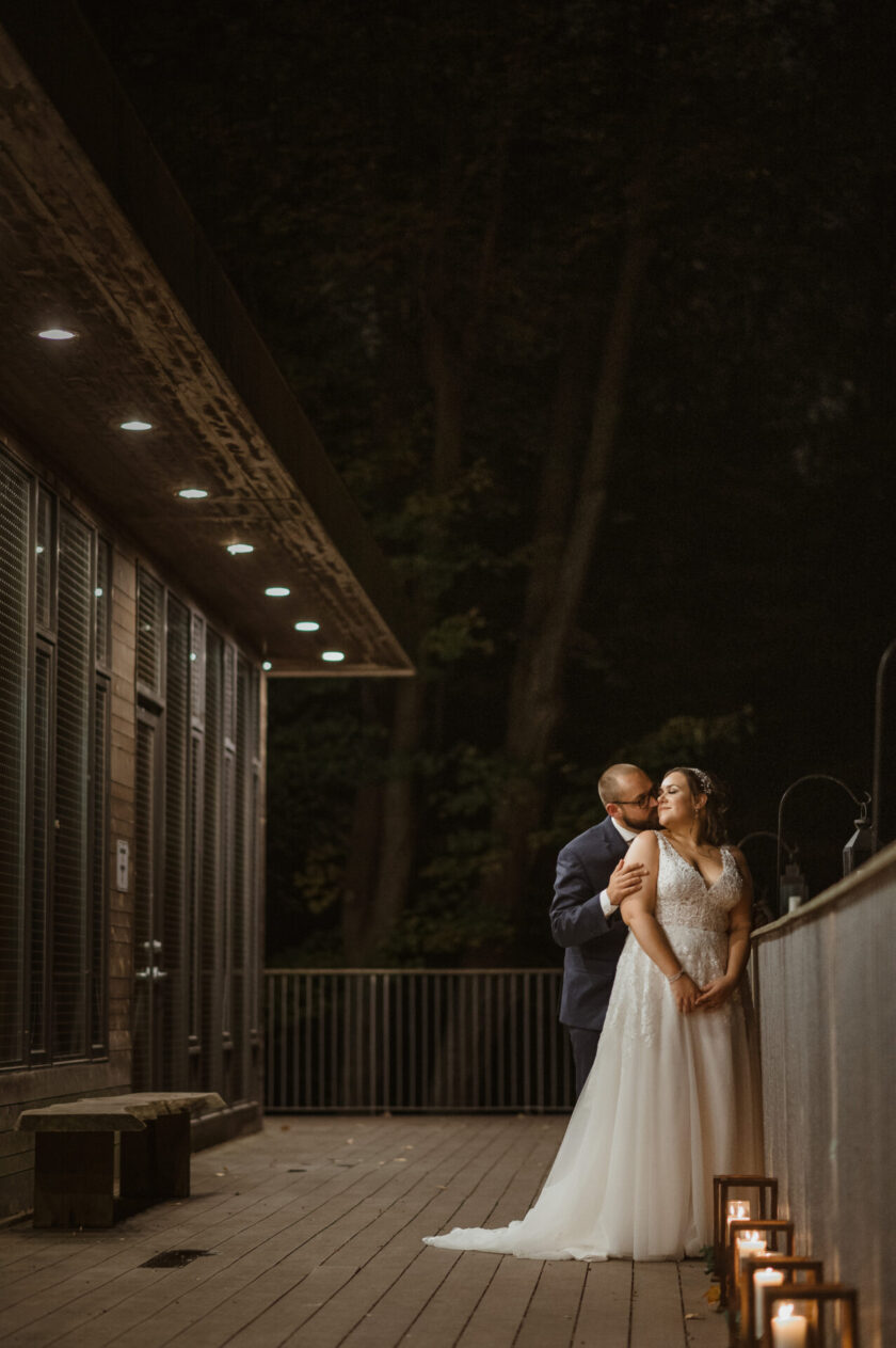 Oshawa Wedding Photographer - Chelsey Cunningham